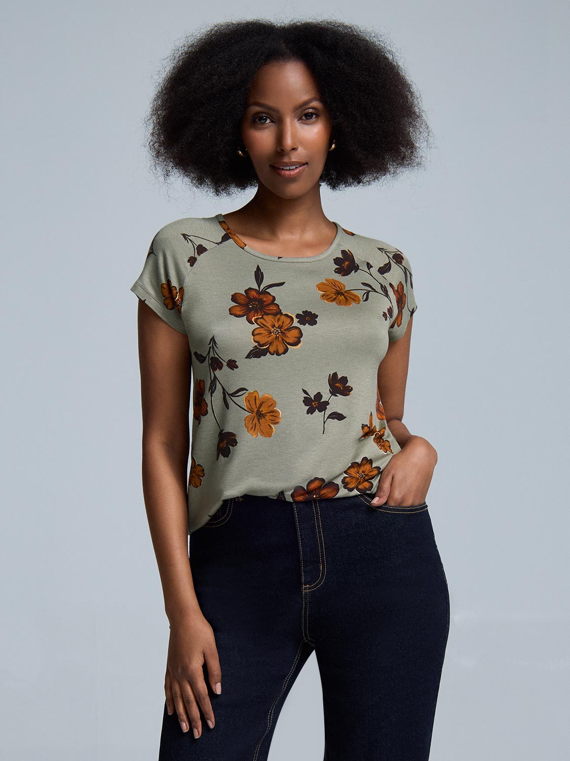 Short Raglan Sleeve Floral T-Shirt – Suzy Shier